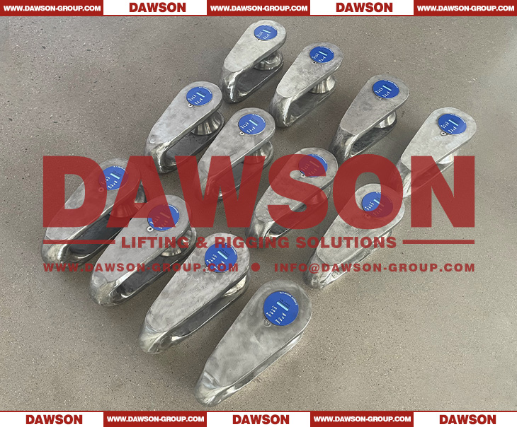 Stainless Steel Mandal Fairlead Shackle with Roller, Hot Dip Galvanized ...